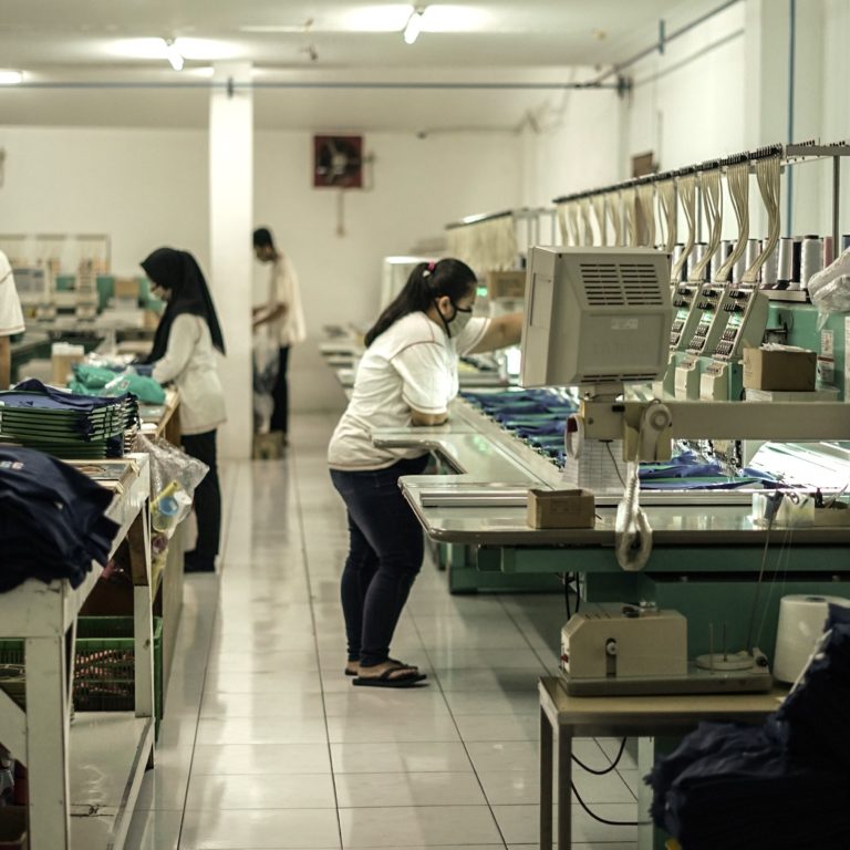 BMS Graphics – Screen Printer – Digital Printing Company